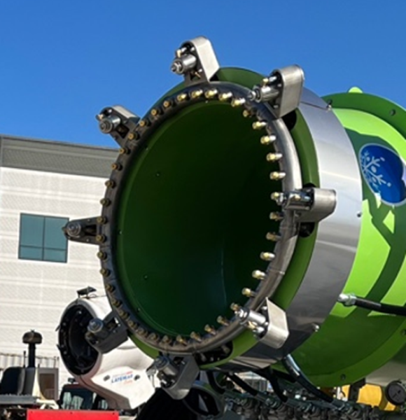 2. Fan Type Snowmaking Machine - snow